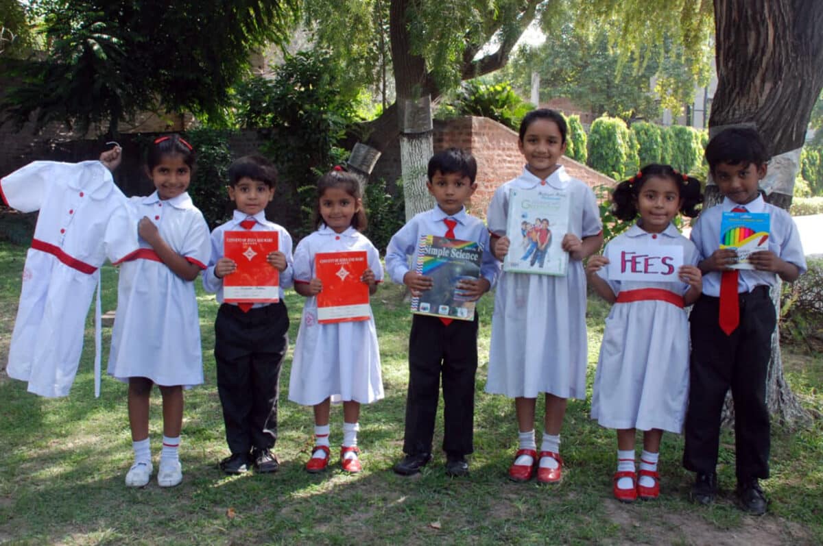 Congregación Jesús y María - Fundación Parentes